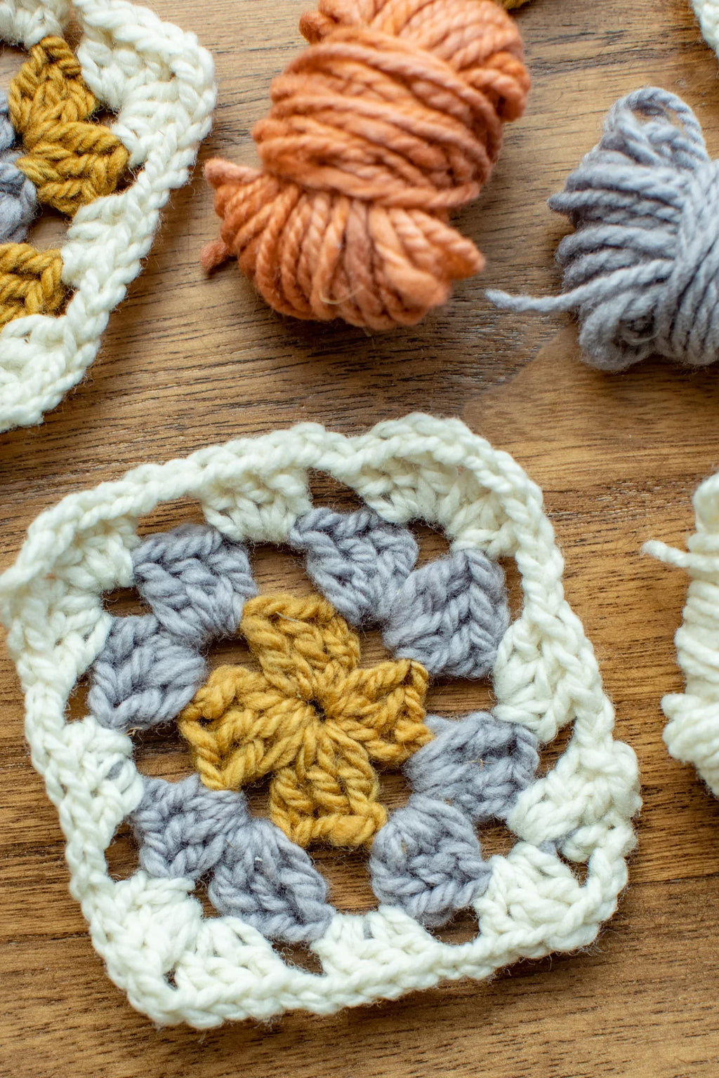 International Granny Square Day with Hillfolk Craft Club! *FREE WHILE